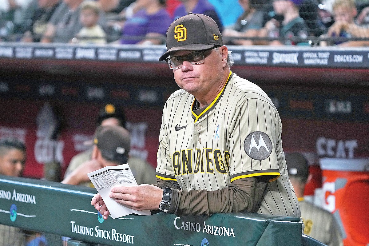 Shildt announces retirement after just two seasons in charge of Padres ...