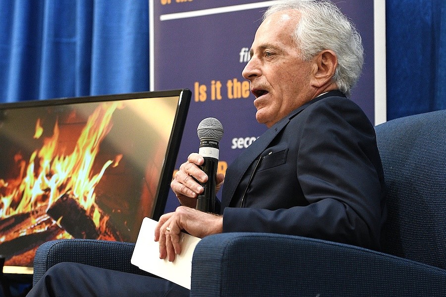 Corker, Kelly compare Chattanooga quantum institute to Volkswagen ...