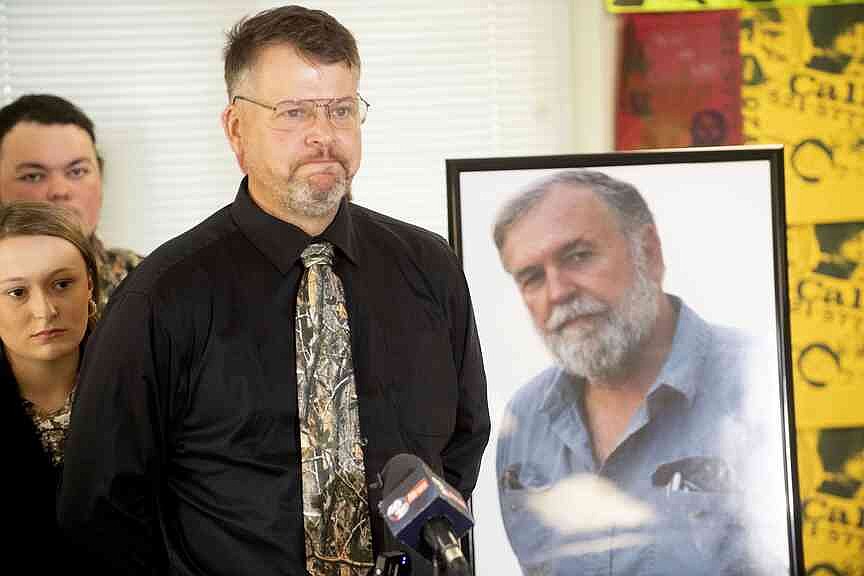 Family members say Gore should have been in hospice but died alone in ...