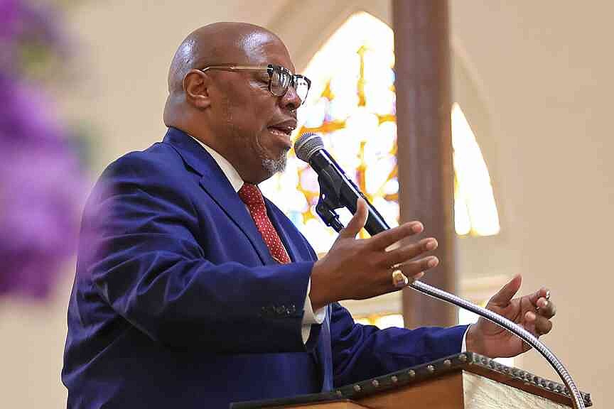 Bishop Robinson, pastor, singer and radio personality, dies at 61 | The ...