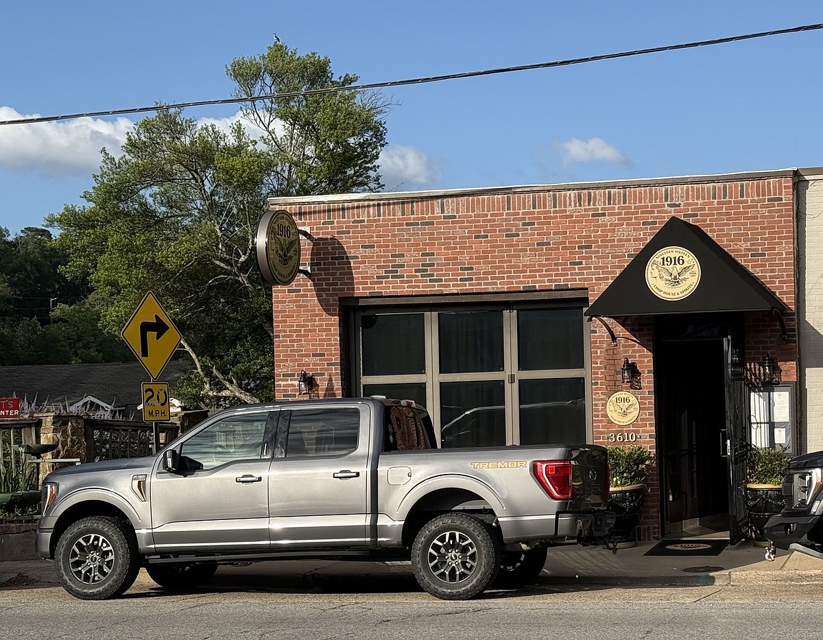 RESTAURANT REVIEW: High end, medium meal — 1916 Chop House satisfies ...