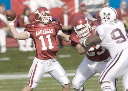WholeHogSports - Quietly efficient quarterback