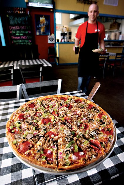 CHEAP EATS: Pizza Joint pies aren't upper crust, but staff's friendly ...