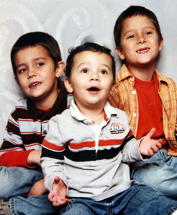 Drowned boys' mom: Drove into lake asleep | The Arkansas Democrat ...