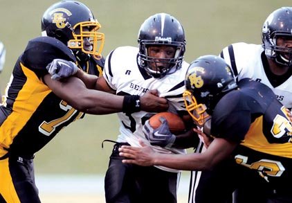 CLASS 3A: QB Lowe carries load for Bearden | Northwest Arkansas ...