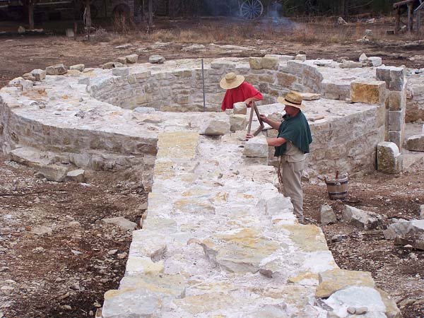 Stone by stone, medieval castle rises in Ozarks | The Arkansas Democrat ...