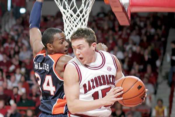 Arkansas vs. Auburn: Armed with ample incentive | Whole Hog Sports