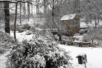 Storm drops record-setting snow in central Ark. | The Arkansas Democrat ...