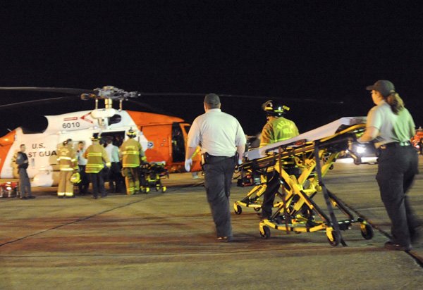 Oil rig explodes off Louisiana coast | The Arkansas Democrat-Gazette ...