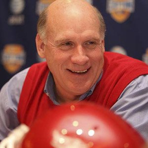 Campbell embraces Sheridan | Northwest Arkansas Democrat-Gazette