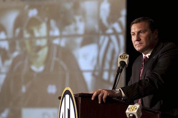 SEC Football Previews: Dogs: Our time now | Whole Hog Sports