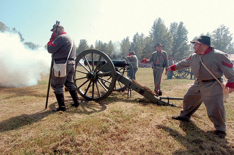 Gunfire returns to 1863 battle site | Northwest Arkansas Democrat-Gazette
