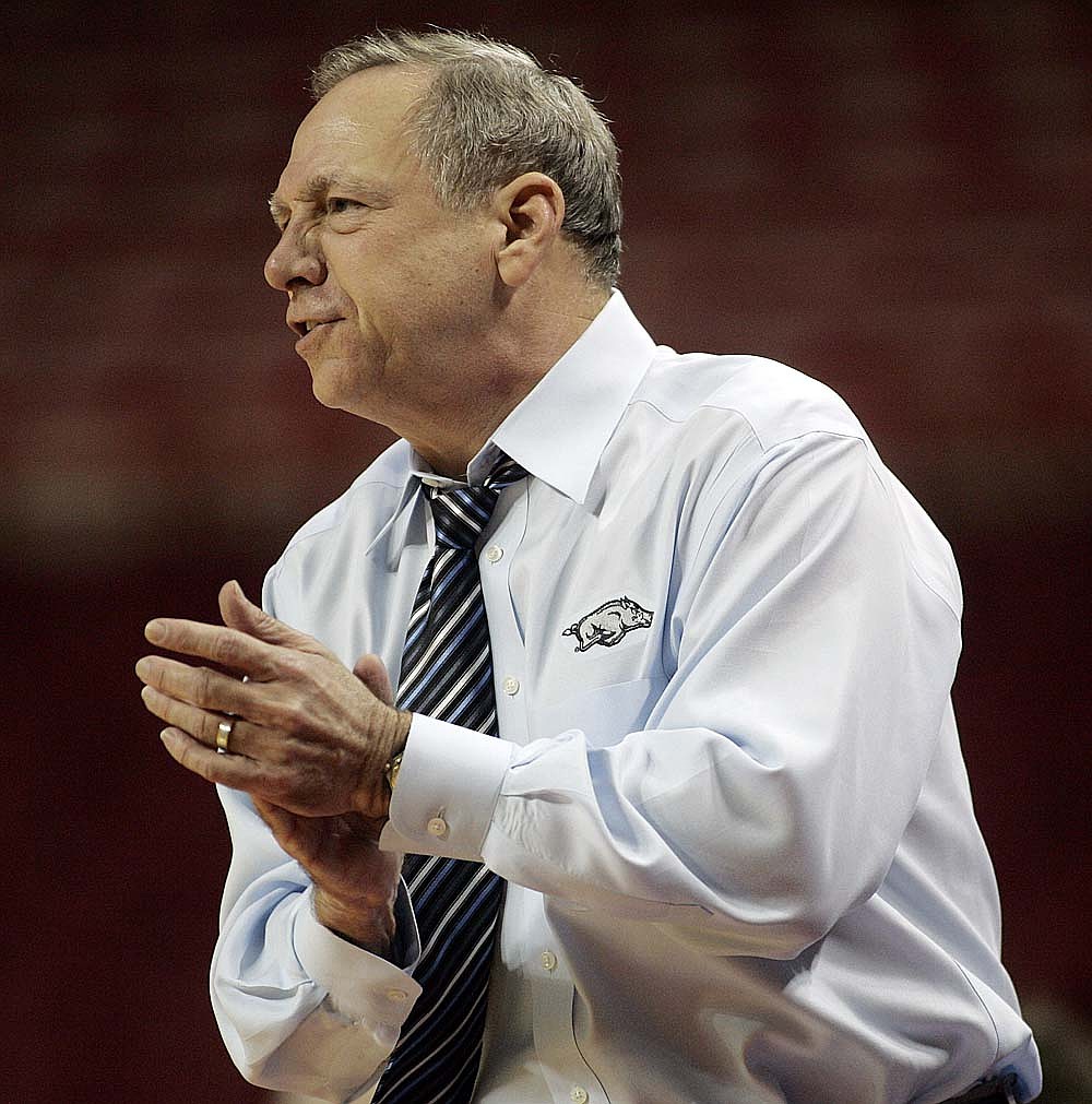 Collen adds wife to women's basketball staff | The Arkansas Democrat ...