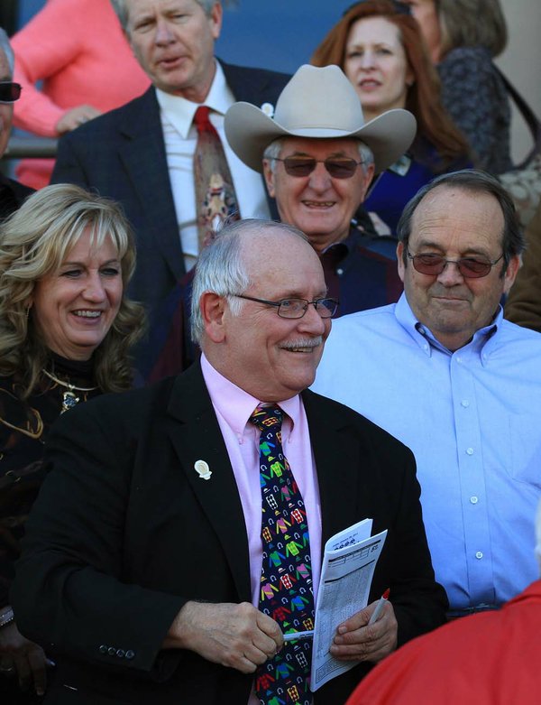 Legendary Oaklawn announcer Wallace retires | Northwest Arkansas ...