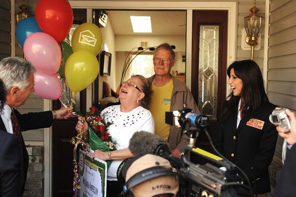 Woman Hits Jackpot Northwest Arkansas Democrat Gazette