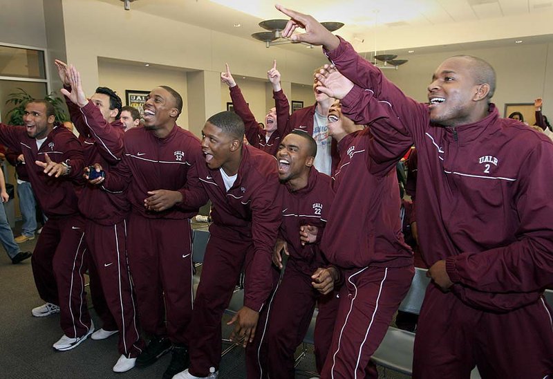 UALR off to Dayton; D.C.? | Northwest Arkansas Democrat-Gazette