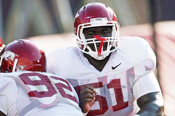 WholeHogSports - Former Hog Davis to Chicago