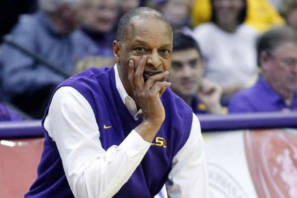 Good hand back in fold for LSU | Whole Hog Sports