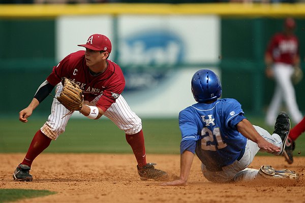 Wildcats double up Razorbacks | Whole Hog Sports