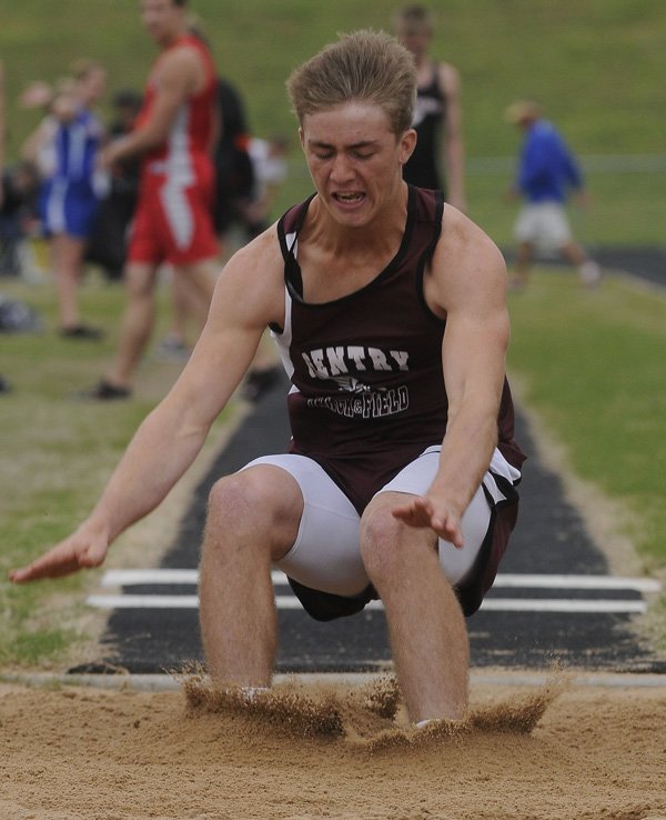 Cousins Jumps Onto 4A-1 Scene | Northwest Arkansas Democrat-Gazette