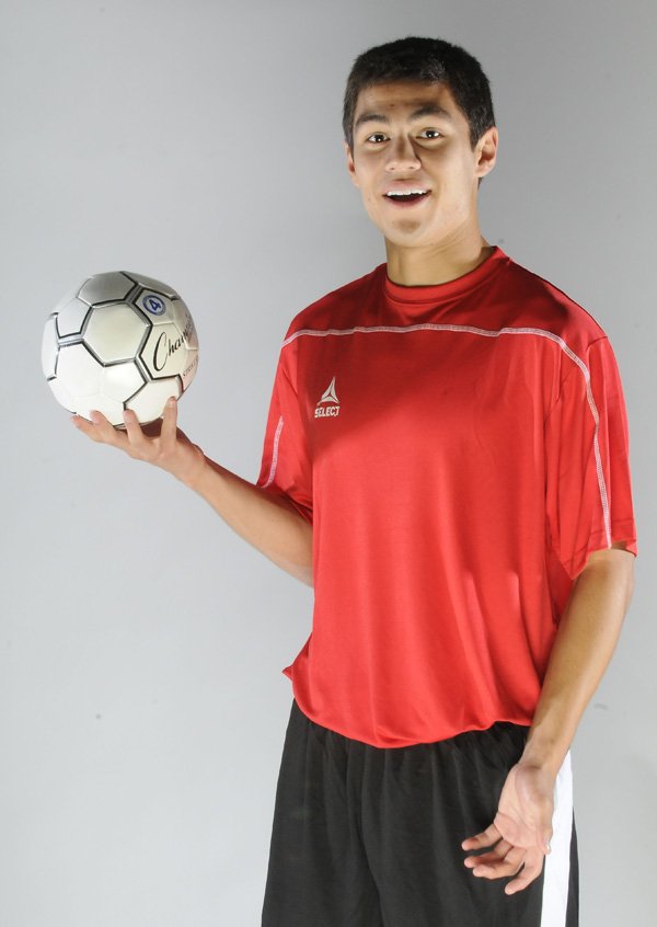 Ho Brings Big Force To Midfielder Spot | Northwest Arkansas Democrat ...