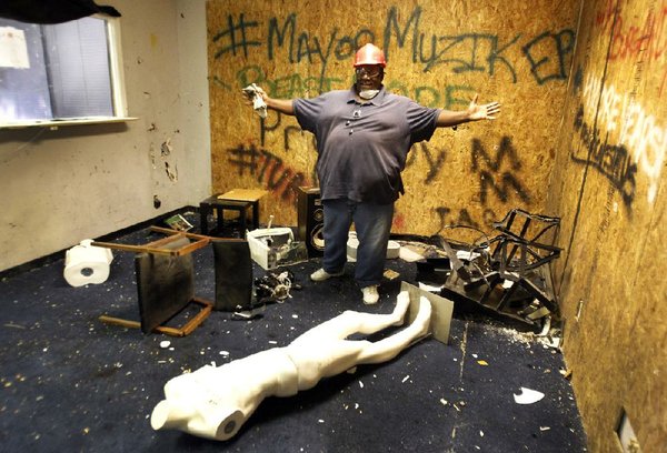 Anger Room lets customers vent | The Arkansas Democrat-Gazette ...