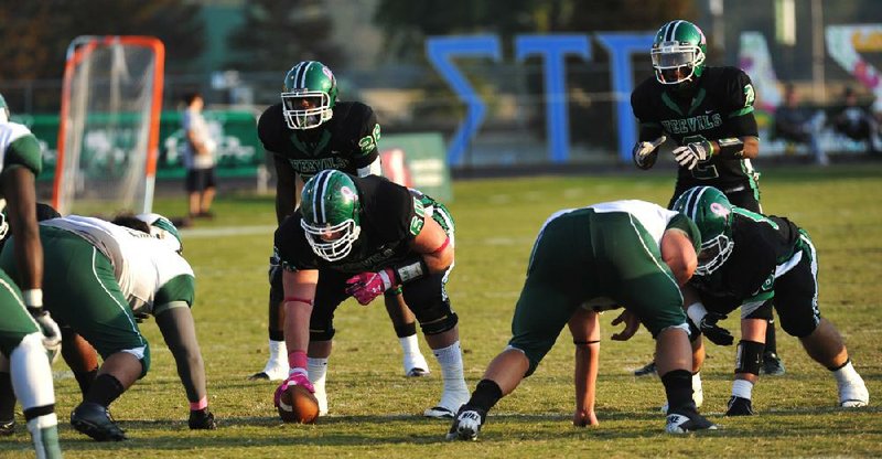 Oxner accepts his fifth season | Northwest Arkansas Democrat-Gazette