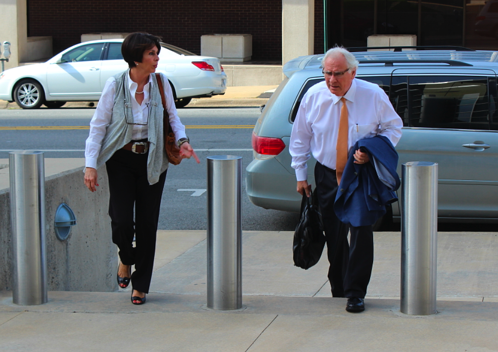 Shoffner pleads innocent in extortion case | Northwest Arkansas ...