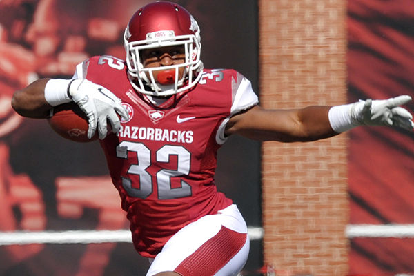 WholeHogSports - It’s all eyes forward for Razorbacks players