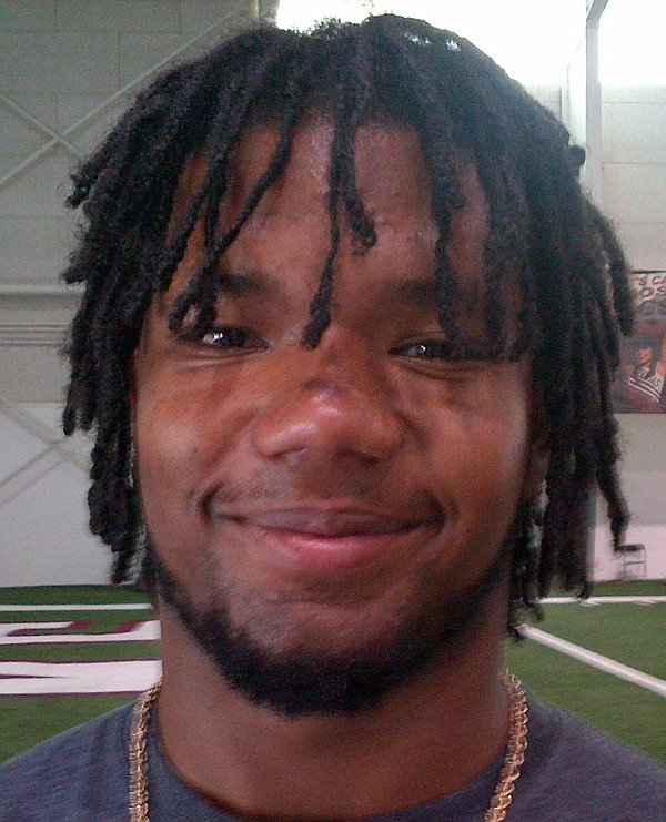 Top DE lists Hogs in top five | Whole Hog Sports