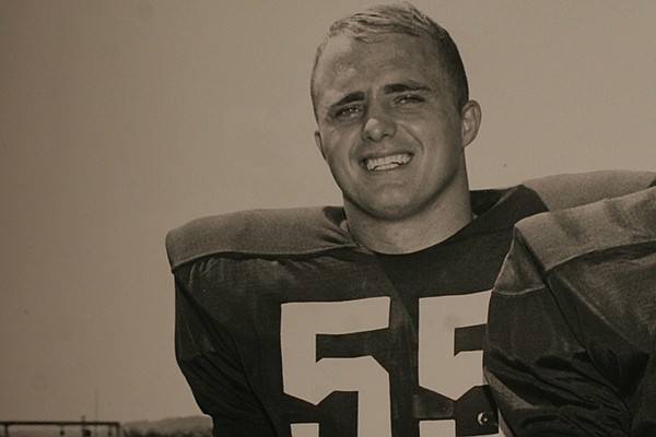 Caveness, 1964 cog, dies at 71 | Northwest Arkansas Democrat-Gazette