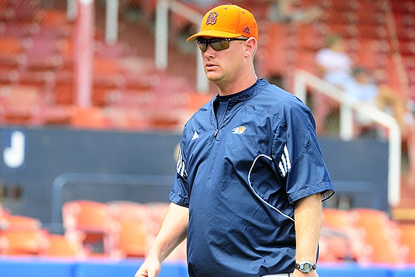 Former Hog joining Arkansas in Charlottesville | Whole Hog Sports