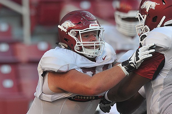 Razorbacks fall in line behind their big bookends | The Arkansas ...