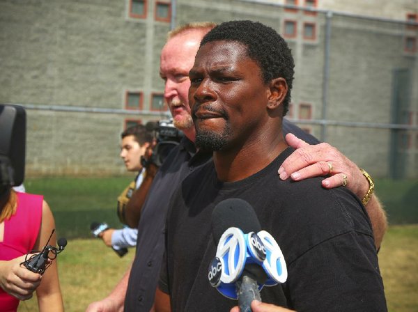 Boxer Taylor freed from jail, pleads innocent in shooting | Northwest ...