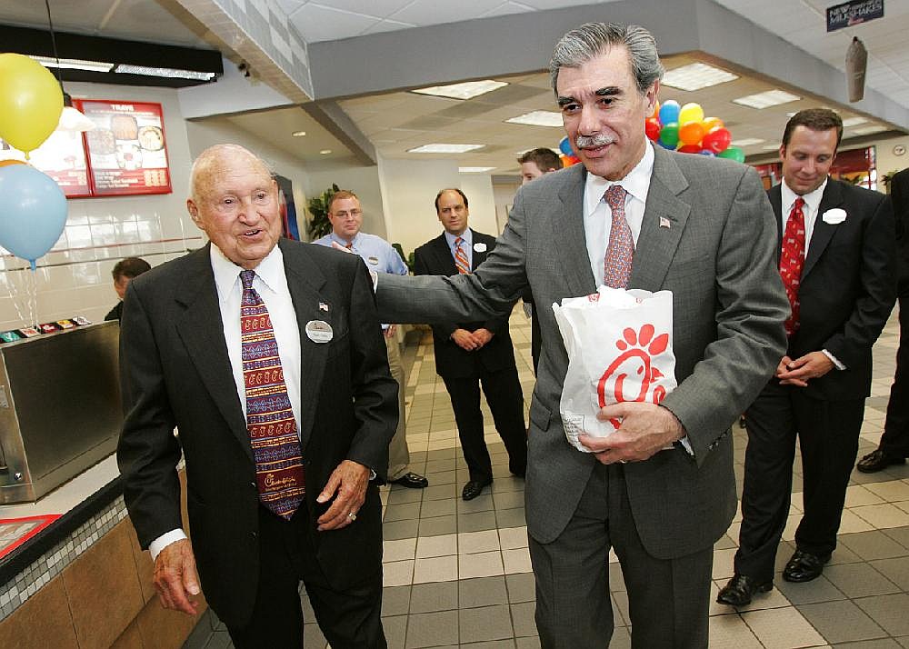 Billionaire Chick-fil-A founder dies at 93 | The Arkansas Democrat ...
