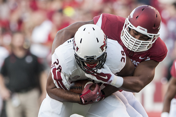 WholeHogSports - Flowers named SEC Defensive Lineman of the Week WholeHogSports - Flowers named SEC Defensive Lineman of the Week
