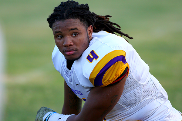 WholeHogSports - Gragg commits to Razorbacks