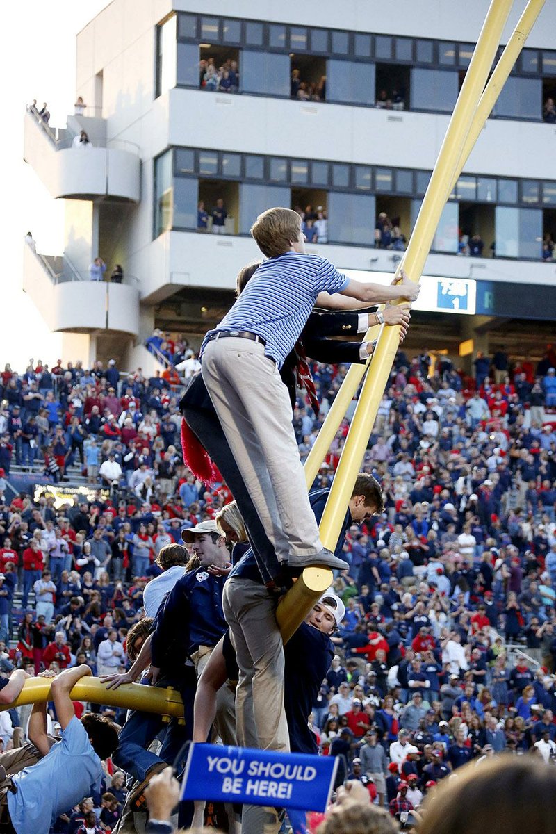 AD wants his goal post sliced right | Northwest Arkansas Democrat-Gazette