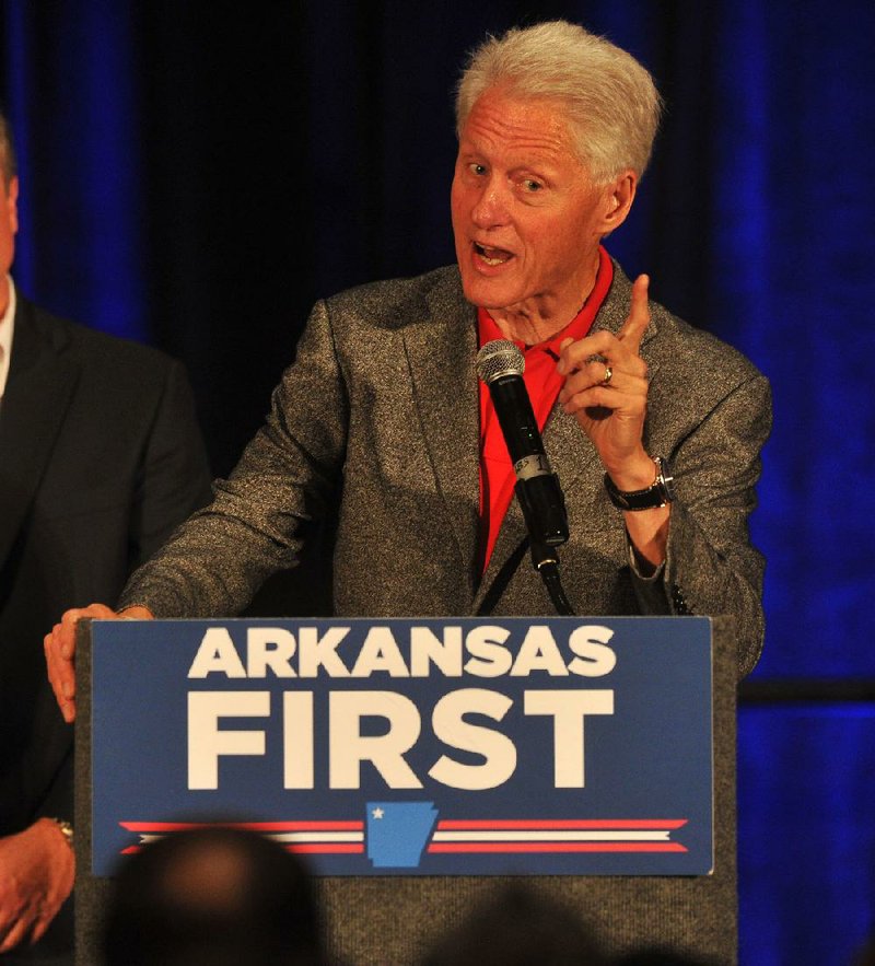 Clinton calls GOP gridlock party | The Arkansas Democrat-Gazette ...