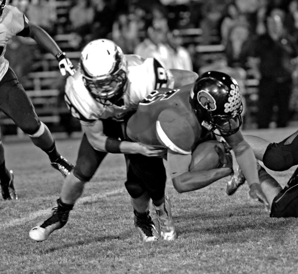 Passing, rushing duo overpowers CMS