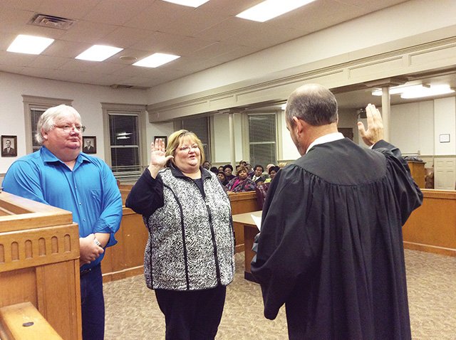 Officials take oaths of office on Jan. 1, 2015 | Magnolia Banner News