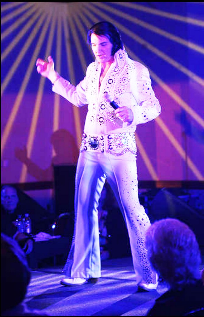 Elvis tribute performer at Five Star Saturday