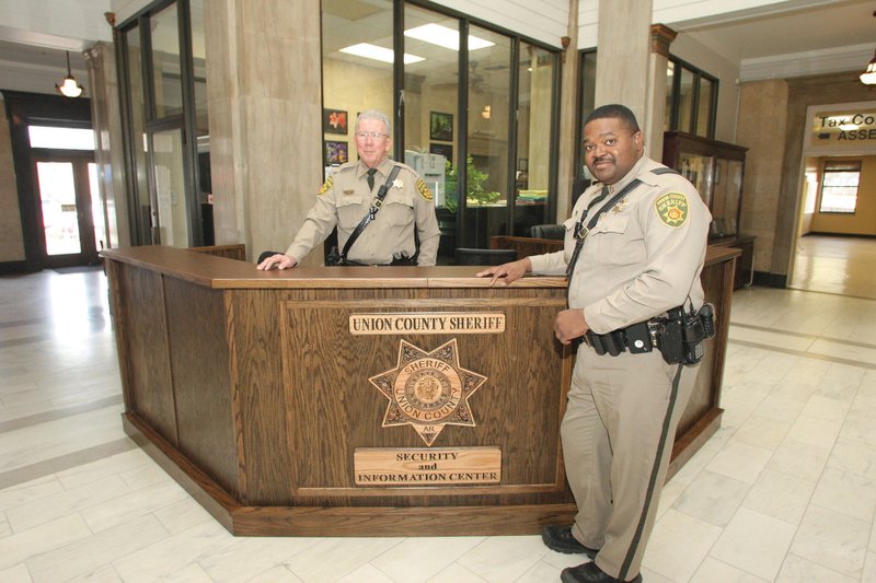 Desk work: Courthouse welcomes new sheriff’s office work station | El ...