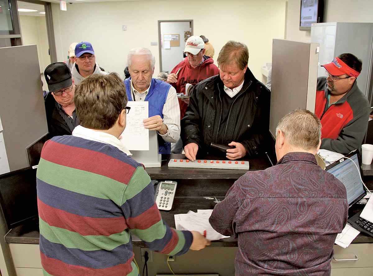 Racing office keeps races running smoothly | Hot Springs Sentinel Record