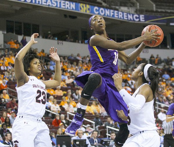 South Carolina gangs up against LSU in semifinal | The Arkansas ...