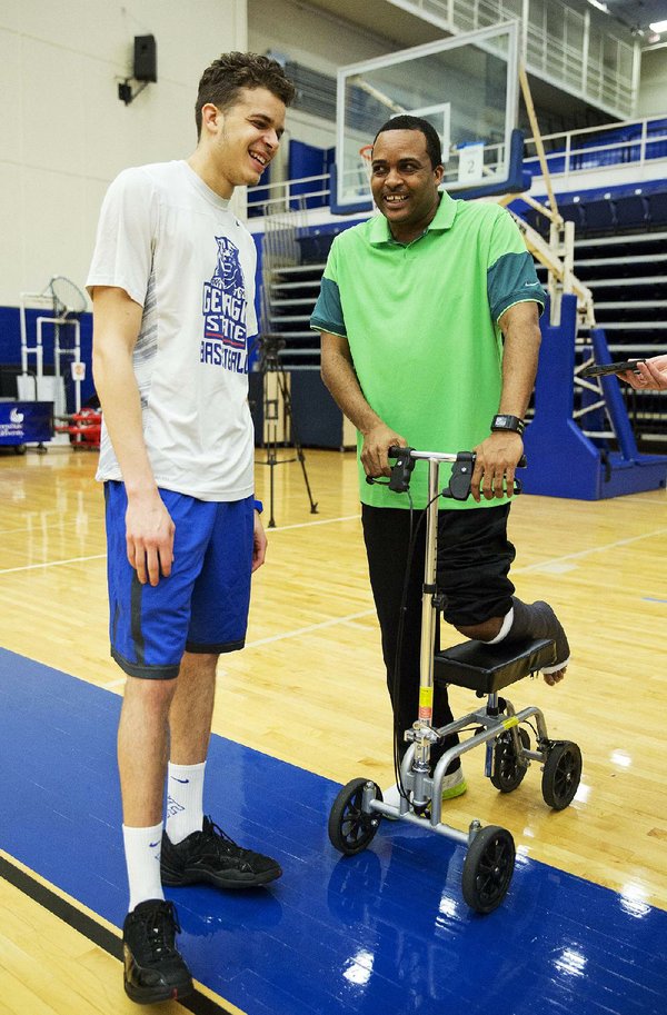 Hunter coaching hurt for Panthers