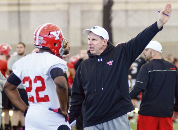 Pelini has appreciation for the comforts of home | Northwest Arkansas ...