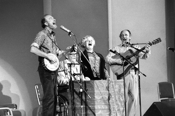 Member of '50s folk group the Weavers | The Arkansas Democrat-Gazette ...