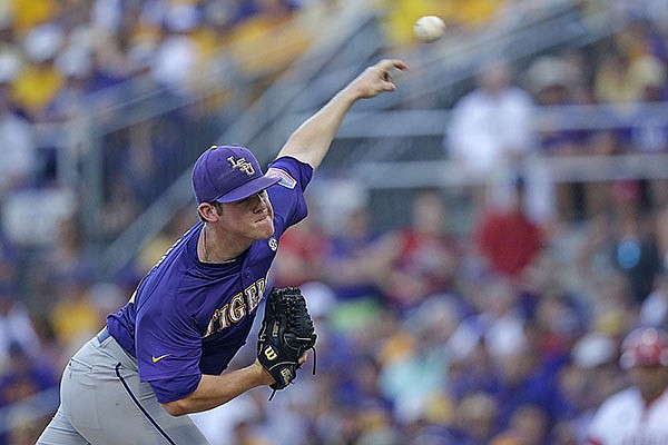 Poche pitches LSU back to Omaha | Whole Hog Sports