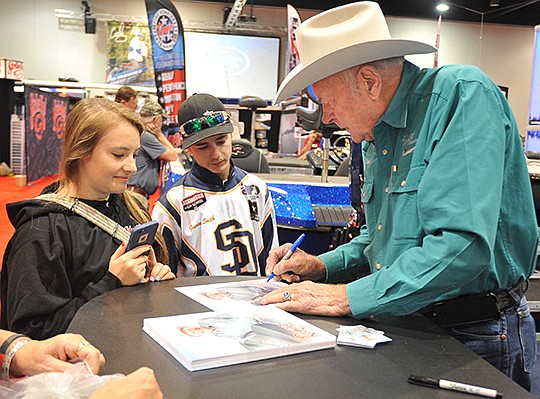 Fishing legend Forrest Wood meets fans at expo | Hot Springs Sentinel ...